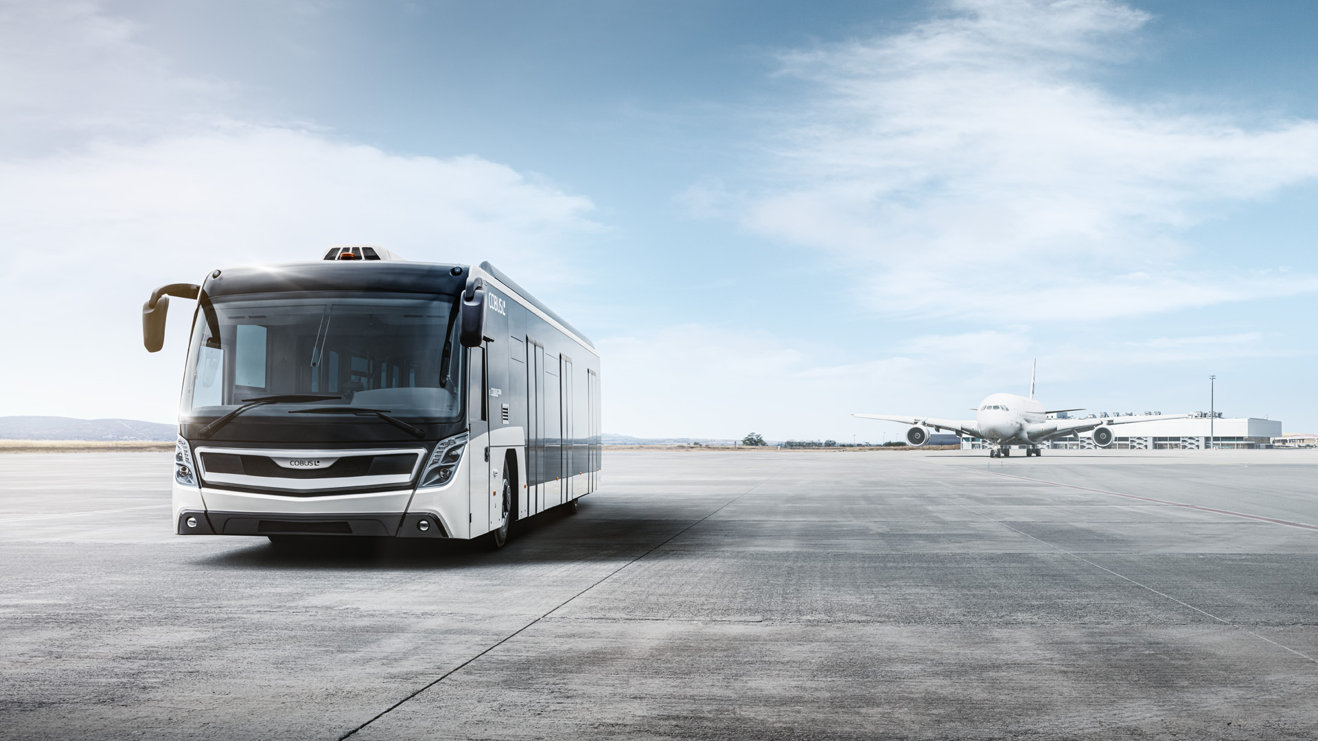 Decarbonizing airport transfers with electric bus fleet battery ...